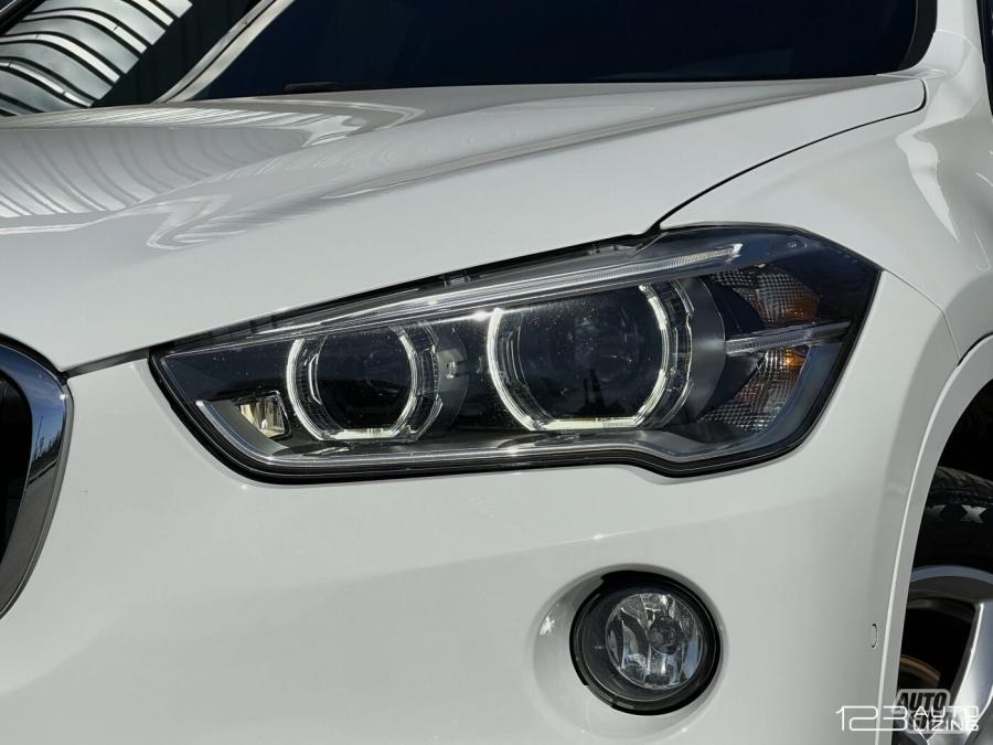 White BMW X1 2017 in Taurage, with an engine capacity of 2.00 L and mileage of 195 thousand km for 13900 €, photo 5 on AUTOMOTO.COM.LV