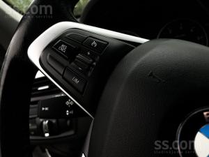White BMW X1 2017 in Jelgava, with an engine capacity of 2.00 L and mileage of 252 thousand km for 12996 €, photo 9 on AUTOMOTO.COM.LV