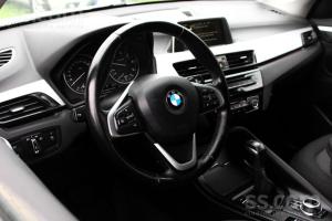White BMW X1 2017 in Jelgava, with an engine capacity of 2.00 L and mileage of 252 thousand km for 12996 €, photo 17 on AUTOMOTO.COM.LV
