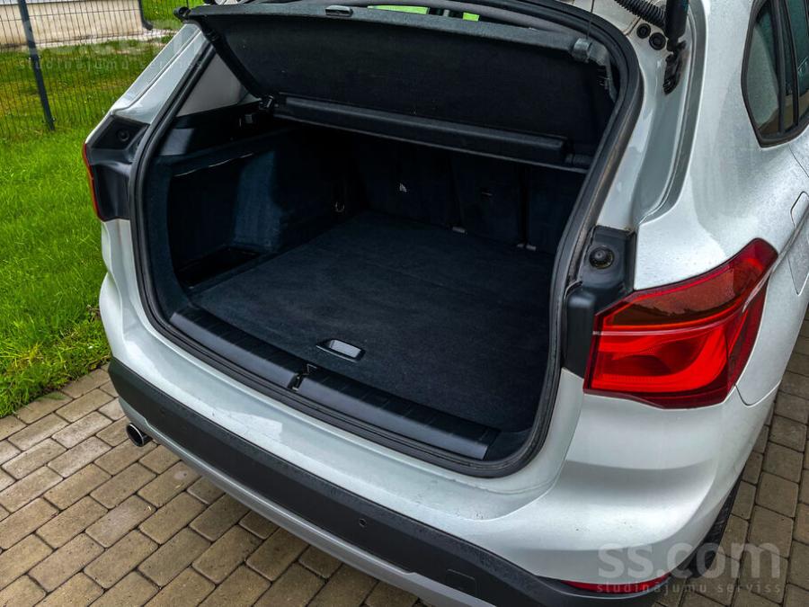 White BMW X1 2017 in Jelgava, with an engine capacity of 2.00 L and mileage of 252 thousand km for 12996 €, photo 18 on AUTOMOTO.COM.LV
