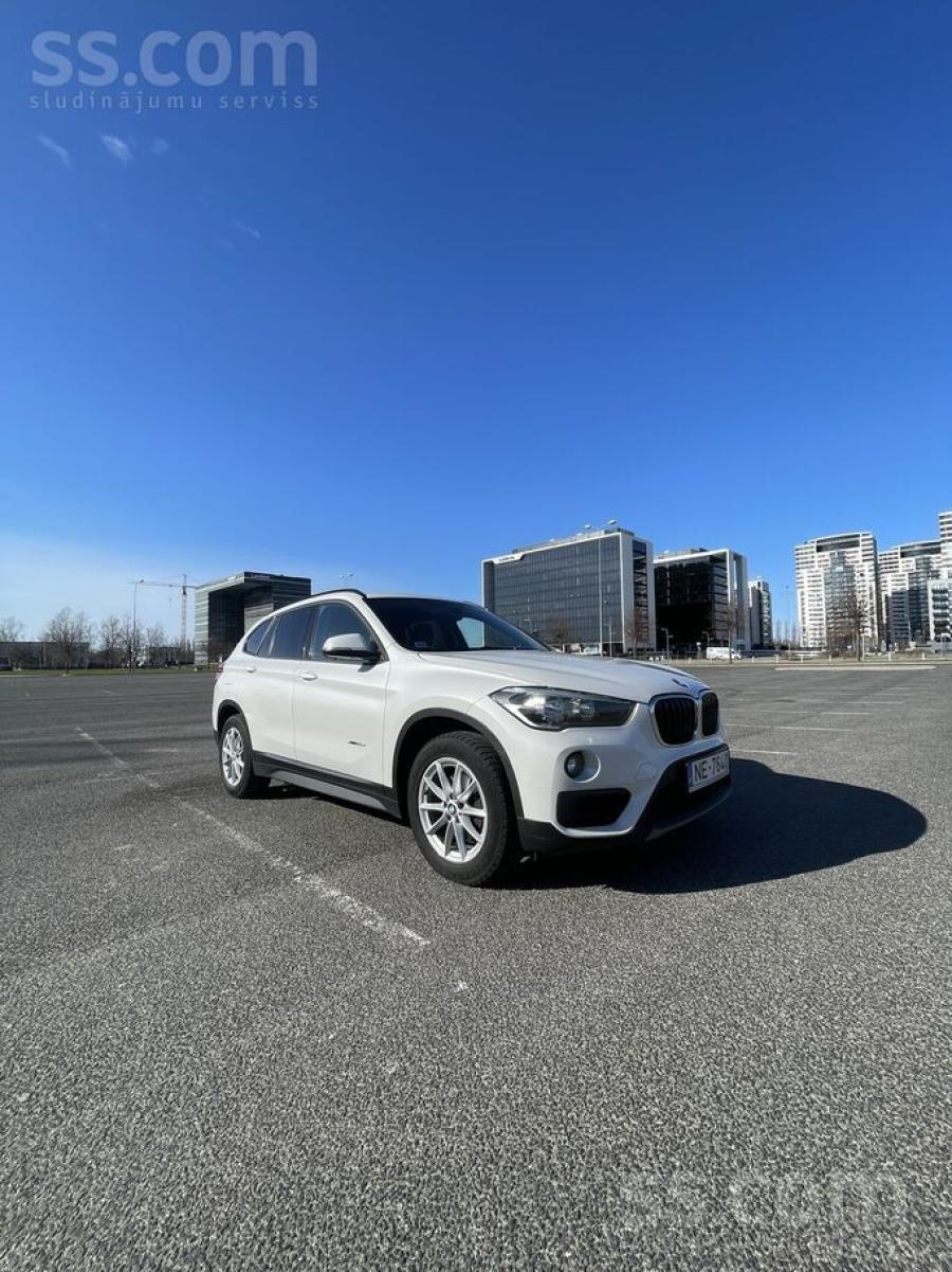 Balts BMW X1 2017 Rīga, ar dzinēja tilpumu 2.00 L un nobraukumu 241 tūkst. km par 12500 €, foto 3 vietnē AUTOMOTO.COM.LV