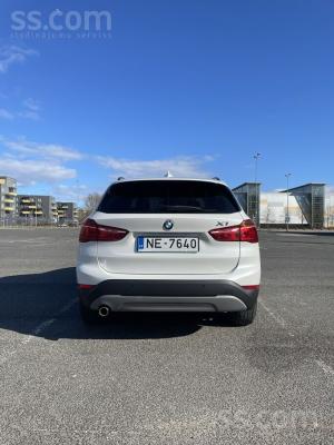 Balts BMW X1 2017 Rīga, ar dzinēja tilpumu 2.00 L un nobraukumu 241 tūkst. km par 12500 €, foto 5 vietnē AUTOMOTO.COM.LV