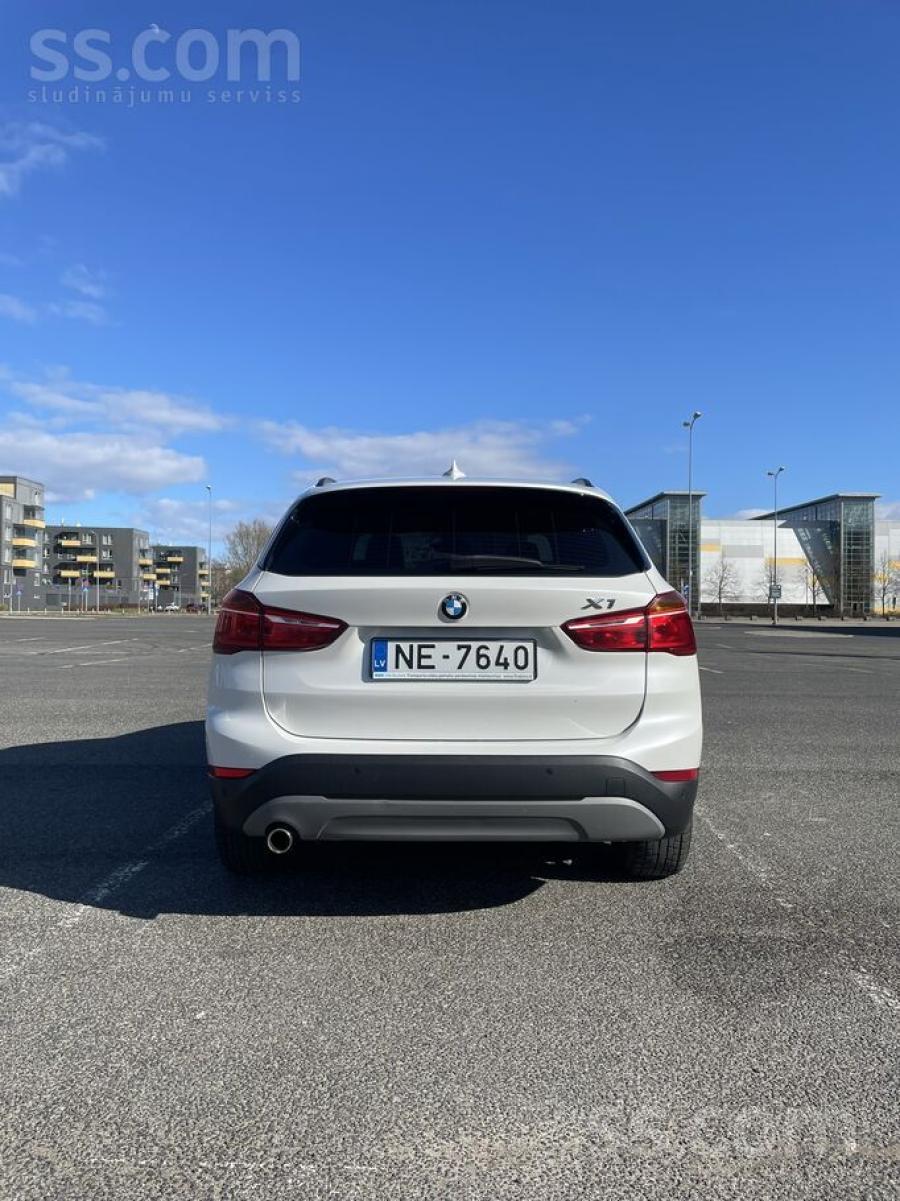 Balts BMW X1 2017 Rīga, ar dzinēja tilpumu 2.00 L un nobraukumu 241 tūkst. km par 12500 €, foto 5 vietnē AUTOMOTO.COM.LV