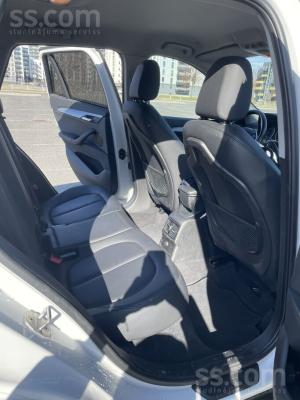Balts BMW X1 2017 Rīga, ar dzinēja tilpumu 2.00 L un nobraukumu 241 tūkst. km par 12500 €, foto 9 vietnē AUTOMOTO.COM.LV