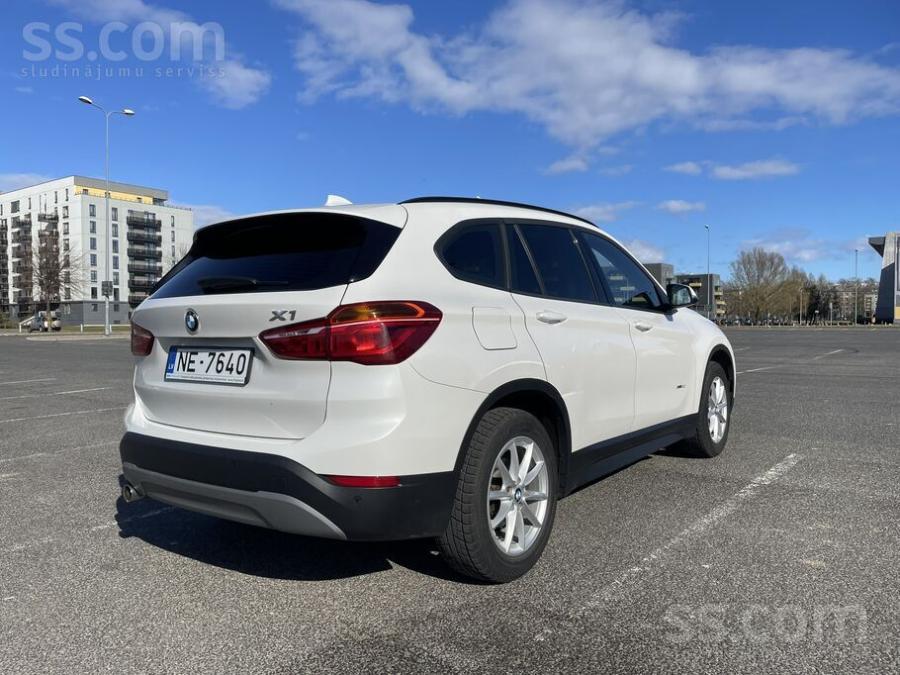 Balts BMW X1 2017 Rīga, ar dzinēja tilpumu 2.00 L un nobraukumu 241 tūkst. km par 12500 €, foto 19 vietnē AUTOMOTO.COM.LV