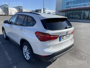 Balts BMW X1 2017 Rīga, ar dzinēja tilpumu 2.00 L un nobraukumu 241 tūkst. km par 12500 €, foto 20 vietnē AUTOMOTO.COM.LV