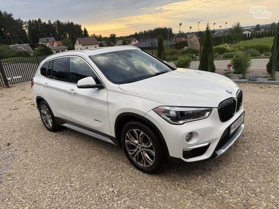 Balts BMW X1 2017 Viļņa, ar dzinēja tilpumu 2.00 L un nobraukumu 123 tūkst. km par 15000 €, foto 4 vietnē AUTOMOTO.COM.LV