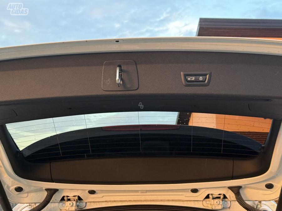 Balts BMW X1 2017 Viļņa, ar dzinēja tilpumu 2.00 L un nobraukumu 123 tūkst. km par 15000 €, foto 14 vietnē AUTOMOTO.COM.LV
