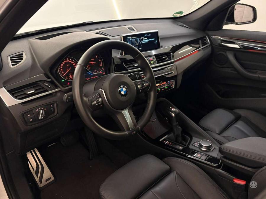 Balts BMW X1 2017 Marijampole, ar dzinēja tilpumu 2.00 L un nobraukumu 228 tūkst. km par 15850 €, foto 3 vietnē AUTOMOTO.COM.LV