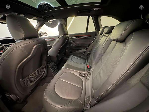 Balts BMW X1 2017 Marijampole, ar dzinēja tilpumu 2.00 L un nobraukumu 228 tūkst. km par 15750 €, foto 5 vietnē AUTOMOTO.COM.LV