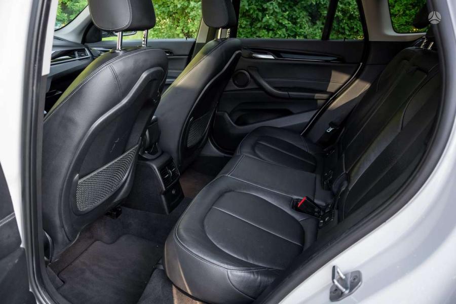 Balts BMW X1 2017 Elektrėnai, ar dzinēja tilpumu 2.00 L un nobraukumu 234 tūkst. km par 14490 €, foto 13 vietnē AUTOMOTO.COM.LV