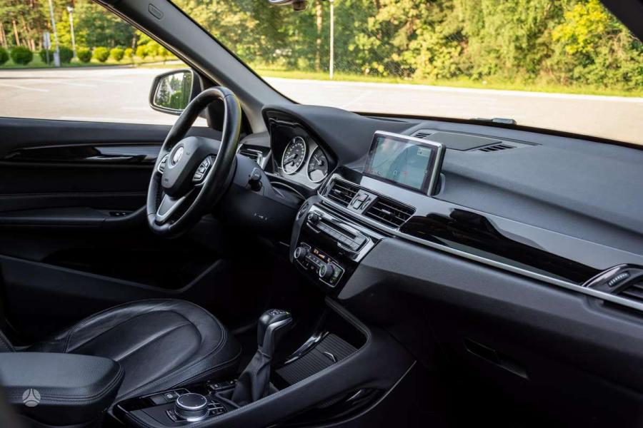 Balts BMW X1 2017 Elektrėnai, ar dzinēja tilpumu 2.00 L un nobraukumu 234 tūkst. km par 14490 €, foto 15 vietnē AUTOMOTO.COM.LV