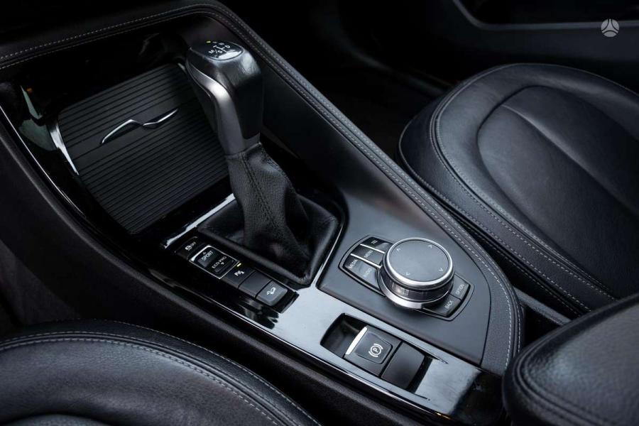 Balts BMW X1 2017 Elektrėnai, ar dzinēja tilpumu 2.00 L un nobraukumu 234 tūkst. km par 14490 €, foto 18 vietnē AUTOMOTO.COM.LV