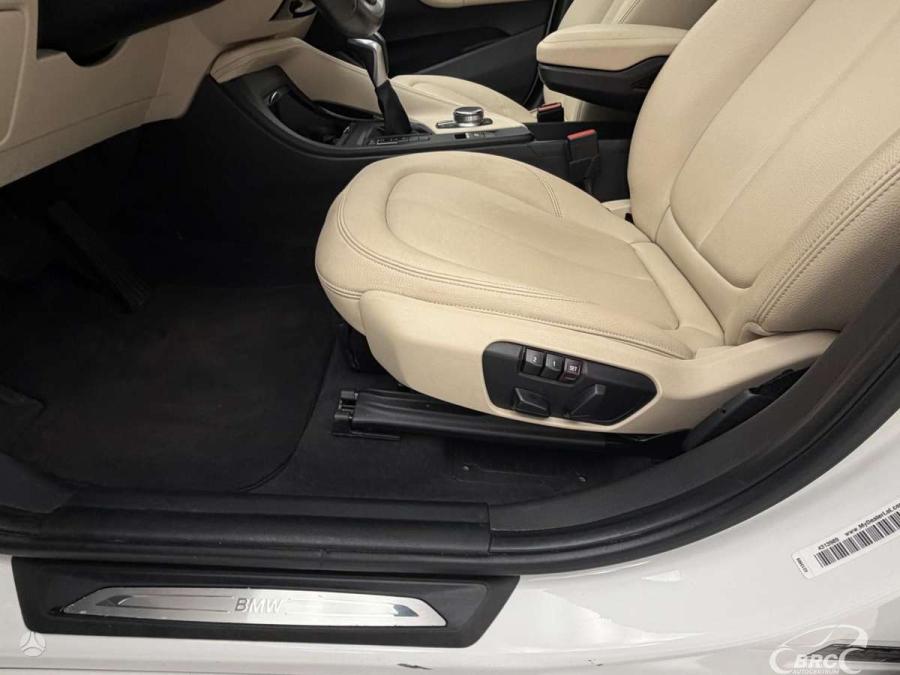 Balts BMW X1 2017 Viļņa, ar dzinēja tilpumu 2.00 L un nobraukumu 105 tūkst. km par 15500 €, foto 23 vietnē AUTOMOTO.COM.LV
