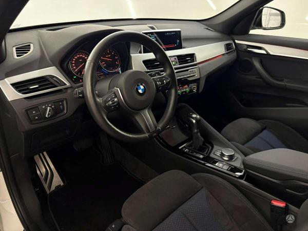 White BMW X1 2017 in Marijampole, with an engine capacity of 2.00 L and mileage of 173 thousand km for 15850 €, photo 2 on AUTOMOTO.COM.LV