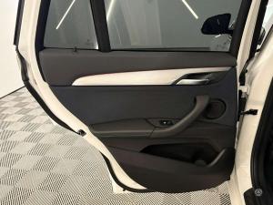Balts BMW X1 2017 Marijampole, ar dzinēja tilpumu 2.00 L un nobraukumu 173 tūkst. km par 15850 €, foto 24 vietnē AUTOMOTO.COM.LV