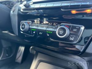Balts BMW X1 2017 Daugavpils, ar dzinēja tilpumu 2.00 L un nobraukumu 264 tūkst. km par 14400 €, foto 25 vietnē AUTOMOTO.COM.LV