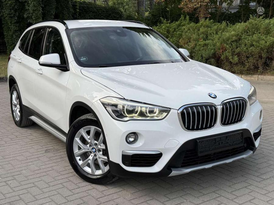 White BMW X1 2017 in Prienai, with an engine capacity of 2.00 L and mileage of 259 thousand km for 12900 €, photo 7 on AUTOMOTO.COM.LV