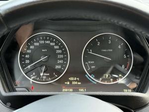 White BMW X1 2017 in Prienai, with an engine capacity of 2.00 L and mileage of 259 thousand km for 12900 €, photo 43 on AUTOMOTO.COM.LV