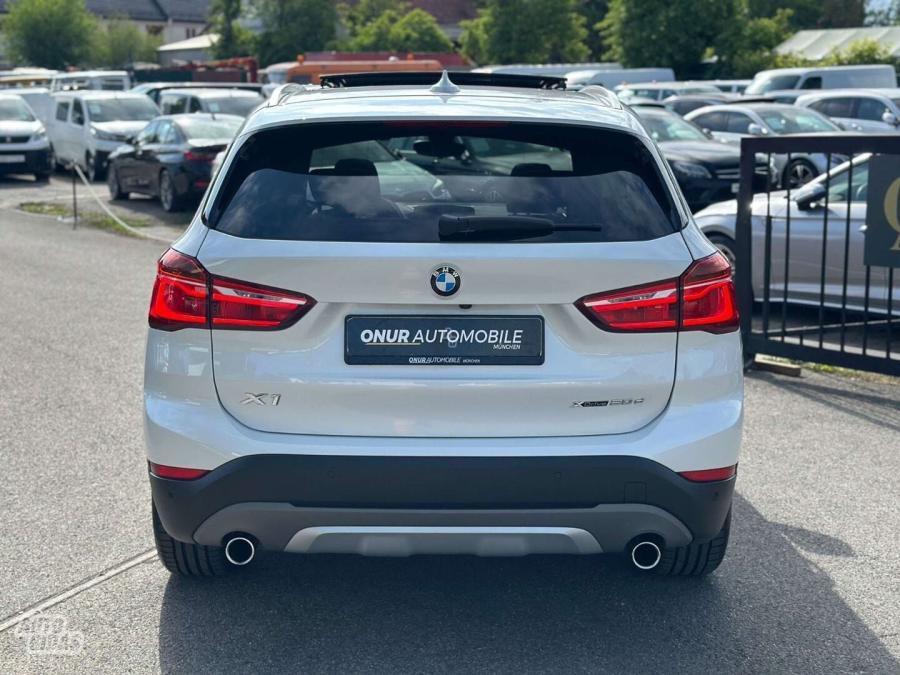 White BMW X1 2018 in Kaunas, with an engine capacity of 2.00 L and mileage of 95 thousand km for 24409 €, photo 5 on AUTOMOTO.COM.LV
