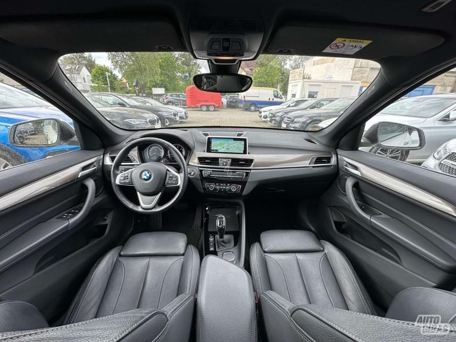 White BMW X1 2018 in Kaunas, with an engine capacity of 2.00 L and mileage of 95 thousand km for 24409 €, photo 8 on AUTOMOTO.COM.LV