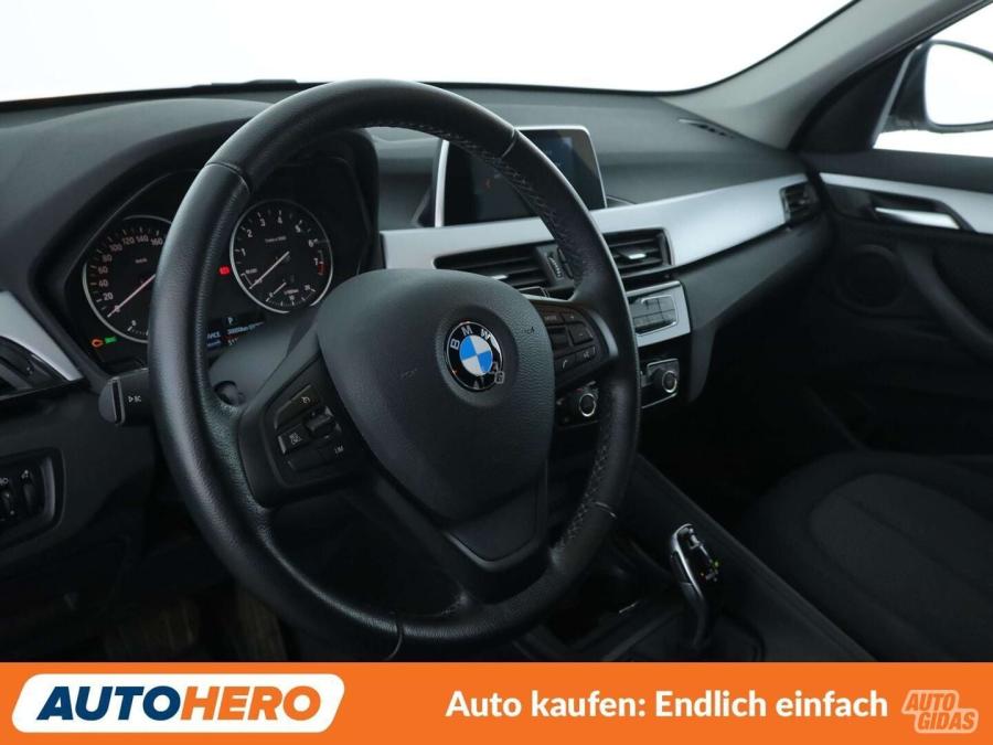 White BMW X1 2018 in Kaunas, with an engine capacity of 2.00 L and mileage of 52 thousand km for 24810 €, photo 11 on AUTOMOTO.COM.LV