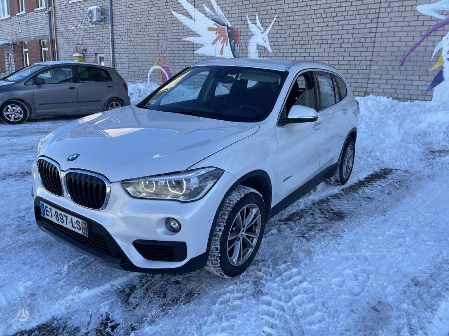Balts BMW X1 2018 Kėdainiai, ar dzinēja tilpumu 2.00 L un nobraukumu 128 tūkst. km par 12600 €, foto 7 vietnē AUTOMOTO.COM.LV