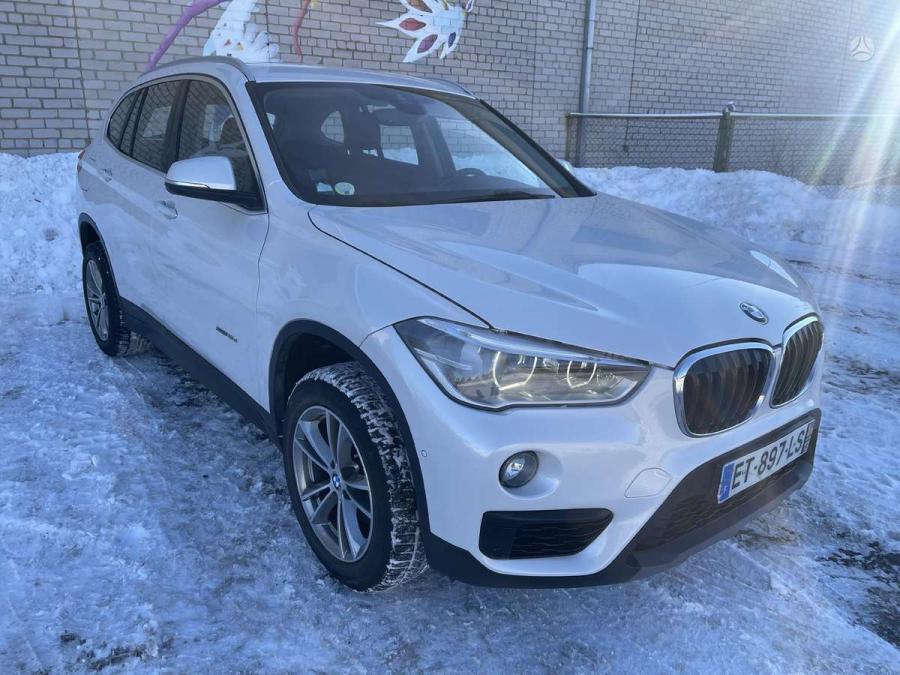 Balts BMW X1 2018 Kėdainiai, ar dzinēja tilpumu 2.00 L un nobraukumu 128 tūkst. km par 12600 €, foto 10 vietnē AUTOMOTO.COM.LV