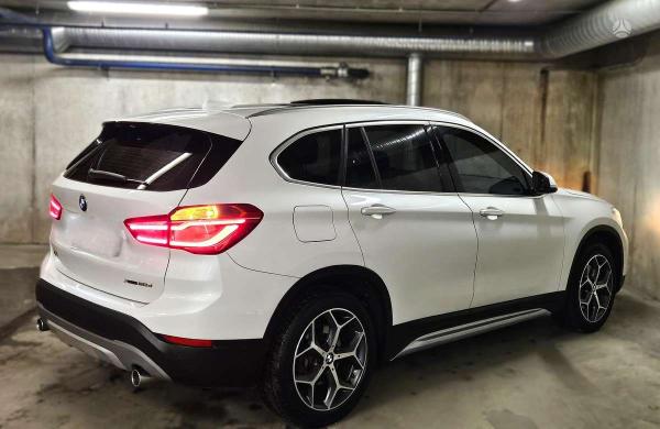 White BMW X1 2018 in Klaipeda, with an engine capacity of 2.00 L and mileage of 225 thousand km for 15450 €, photo 6 on AUTOMOTO.COM.LV
