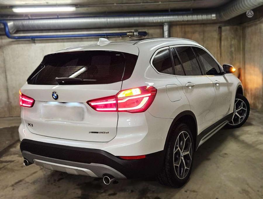 White BMW X1 2018 in Klaipeda, with an engine capacity of 2.00 L and mileage of 225 thousand km for 15450 €, photo 38 on AUTOMOTO.COM.LV
