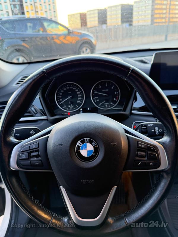 Balts BMW X1 2018 Tallina, ar dzinēja tilpumu 2.00 L un nobraukumu 130 tūkst. km par 17900 €, foto 6 vietnē AUTOMOTO.COM.LV