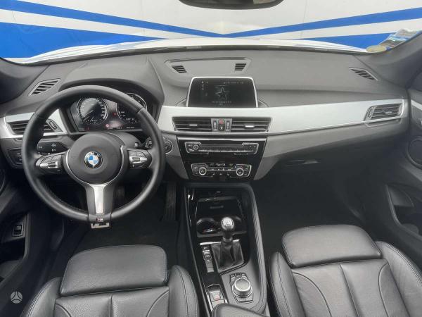 White BMW X1 2018 in Kaunas, with an engine capacity of 1.50 L and mileage of 291 thousand km for 10850 €, photo 8 on AUTOMOTO.COM.LV