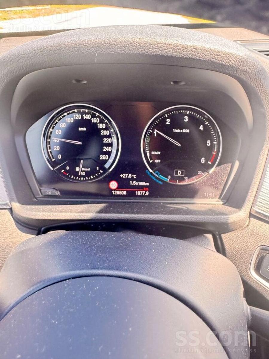 White BMW X1 2018 in Riga, with an engine capacity of 2.00 L and mileage of 126 thousand km for 16990 €, photo 6 on AUTOMOTO.COM.LV