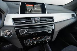 Balts BMW X1 2018 Rīga, ar dzinēja tilpumu 2.00 L un nobraukumu 247 tūkst. km par 16990 €, foto 19 vietnē AUTOMOTO.COM.LV