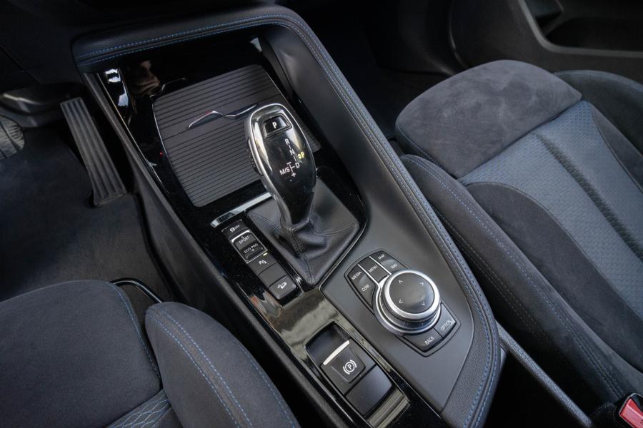 Balts BMW X1 2018 Rīga, ar dzinēja tilpumu 2.00 L un nobraukumu 247 tūkst. km par 16990 €, foto 24 vietnē AUTOMOTO.COM.LV