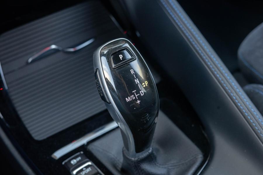 Balts BMW X1 2018 Rīga, ar dzinēja tilpumu 2.00 L un nobraukumu 247 tūkst. km par 16990 €, foto 26 vietnē AUTOMOTO.COM.LV