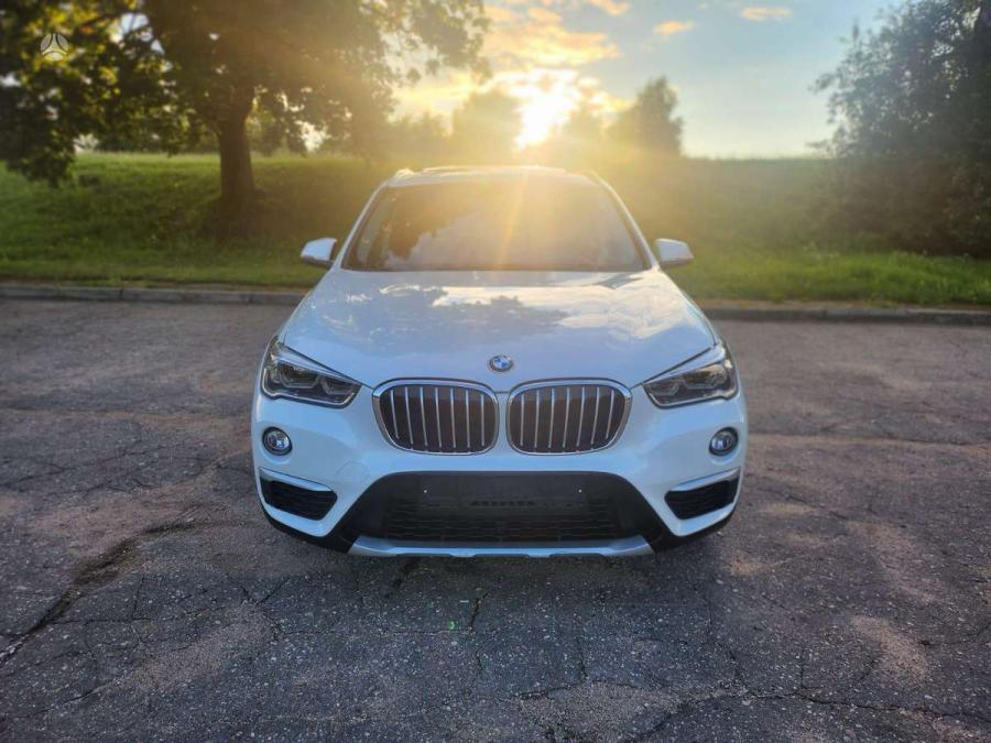 Balts BMW X1 2018 Kauņa, ar dzinēja tilpumu 2.00 L un nobraukumu 200 tūkst. km par 14500 €, foto 1 vietnē AUTOMOTO.COM.LV