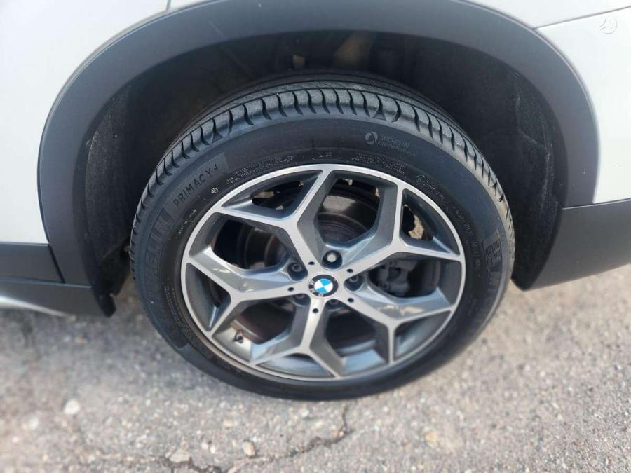 Balts BMW X1 2018 Kauņa, ar dzinēja tilpumu 2.00 L un nobraukumu 200 tūkst. km par 14500 €, foto 13 vietnē AUTOMOTO.COM.LV