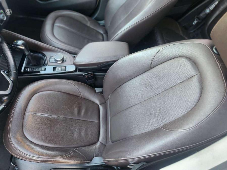 Balts BMW X1 2018 Kauņa, ar dzinēja tilpumu 2.00 L un nobraukumu 200 tūkst. km par 14500 €, foto 24 vietnē AUTOMOTO.COM.LV