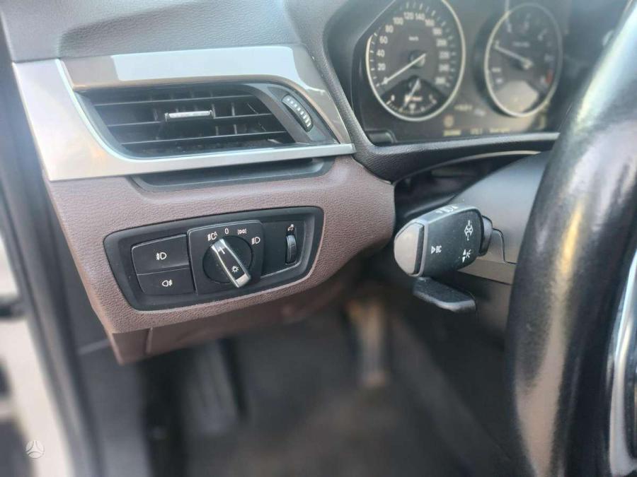 Balts BMW X1 2018 Kauņa, ar dzinēja tilpumu 2.00 L un nobraukumu 200 tūkst. km par 14500 €, foto 34 vietnē AUTOMOTO.COM.LV