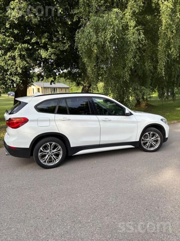 Balts BMW X1 2018 Ogre, ar dzinēja tilpumu 2.00 L un nobraukumu 197 tūkst. km par 18000 €, foto 2 vietnē AUTOMOTO.COM.LV