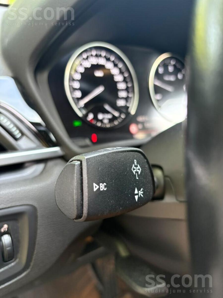 Balts BMW X1 2018 Ogre, ar dzinēja tilpumu 2.00 L un nobraukumu 197 tūkst. km par 18000 €, foto 4 vietnē AUTOMOTO.COM.LV