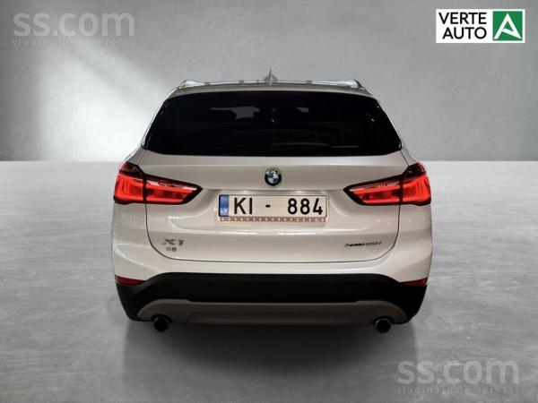 White BMW X1 2018 in Riga, with an engine capacity of 2.00 L and mileage of 137 thousand km for 14490 €, photo 5 on AUTOMOTO.COM.LV