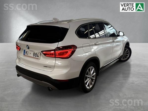 White BMW X1 2018 in Riga, with an engine capacity of 2.00 L and mileage of 137 thousand km for 14490 €, photo 6 on AUTOMOTO.COM.LV