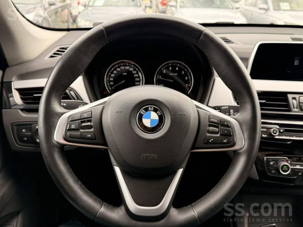 White BMW X1 2018 in Riga, with an engine capacity of 2.00 L and mileage of 137 thousand km for 14490 €, photo 10 on AUTOMOTO.COM.LV