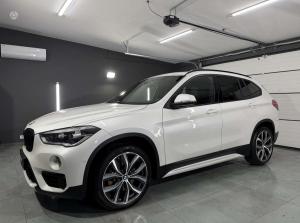 White BMW X1 2018 in Utena, with an engine capacity of 2.00 L and mileage of 193 thousand km for 15750 €, photo  on AUTOMOTO.COM.LV
