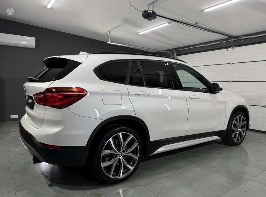 Balts BMW X1 2018 Utena, ar dzinēja tilpumu 2.00 L un nobraukumu 193 tūkst. km par 15750 €, foto 3 vietnē AUTOMOTO.COM.LV