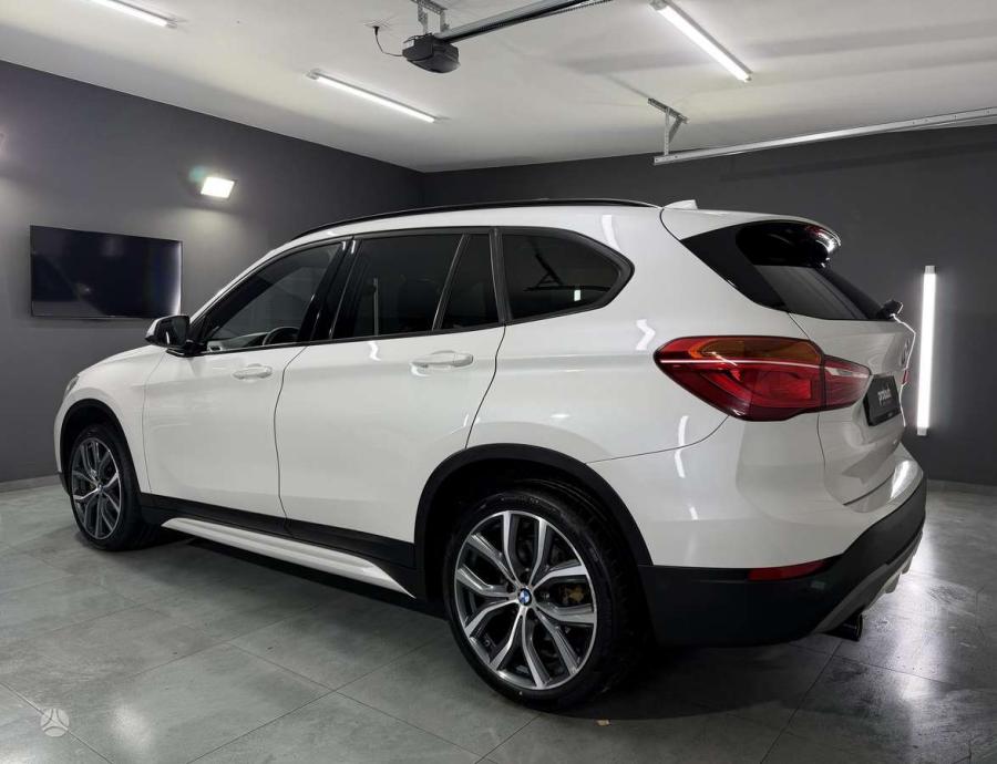 Balts BMW X1 2018 Utena, ar dzinēja tilpumu 2.00 L un nobraukumu 193 tūkst. km par 15750 €, foto 5 vietnē AUTOMOTO.COM.LV