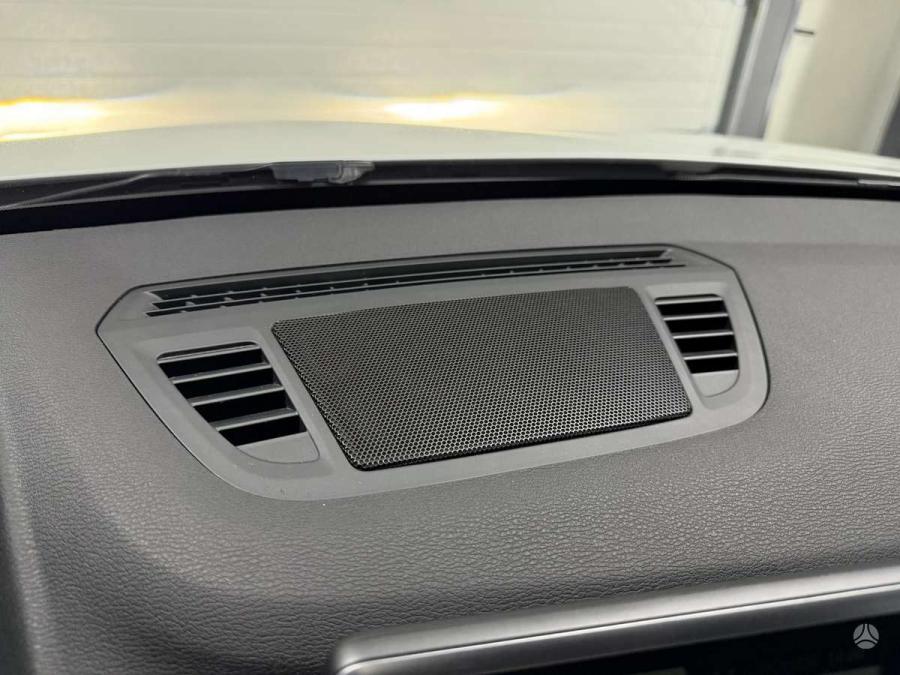 Balts BMW X1 2018 Utena, ar dzinēja tilpumu 2.00 L un nobraukumu 193 tūkst. km par 15750 €, foto 29 vietnē AUTOMOTO.COM.LV