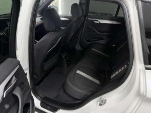Balts BMW X1 2018 Utena, ar dzinēja tilpumu 2.00 L un nobraukumu 193 tūkst. km par 15750 €, foto 35 vietnē AUTOMOTO.COM.LV